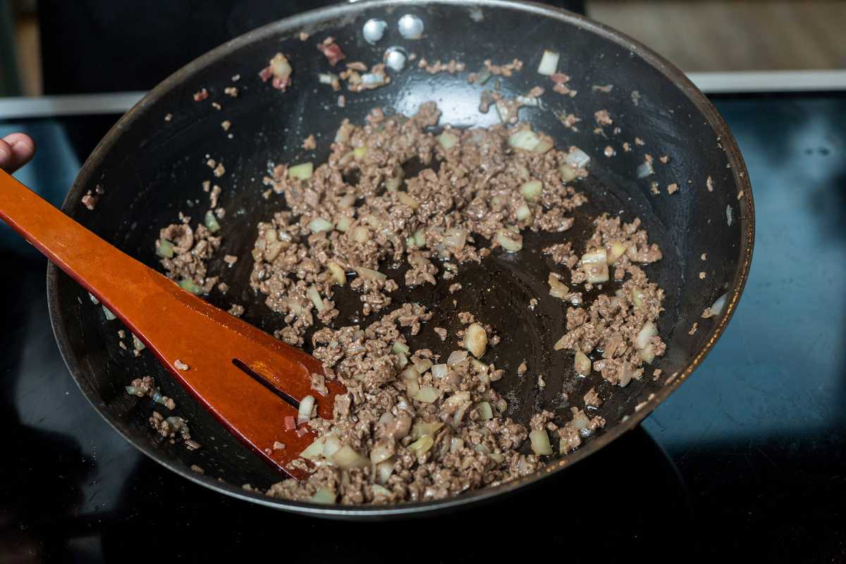 အမဲသားအစာသွပ်မှုန့် | MyFood Myanmar