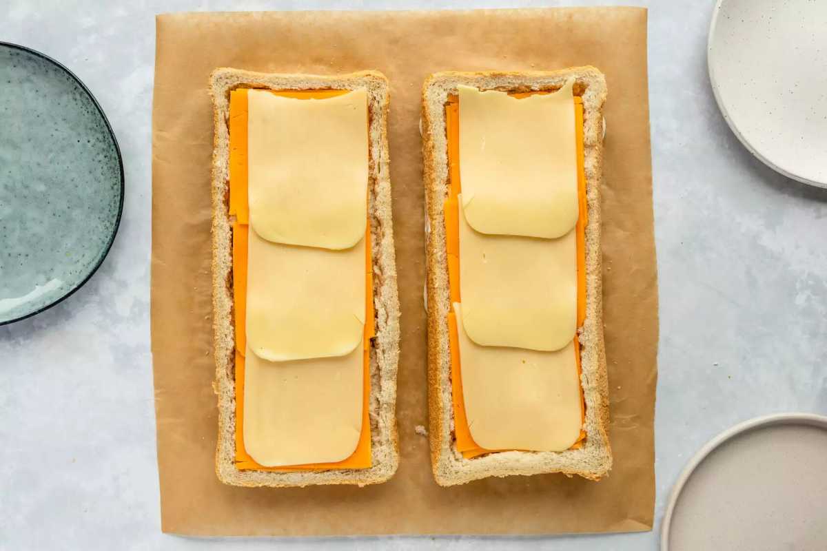 ချိစ်အစာသွပ် ပေါင်မုန့်ဆင်းဝှစ်ချ် | MyFood Myanmar